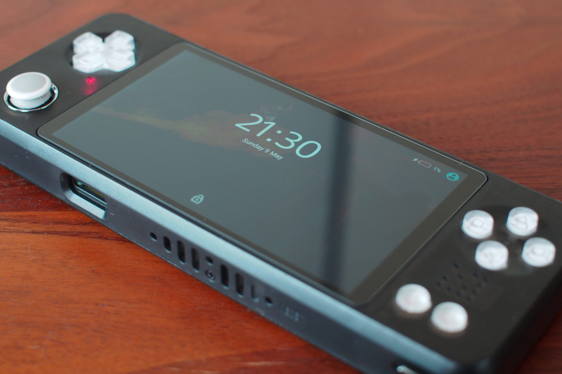 【レビュー】これ持ってたら他の中華ゲーム機何も要らないな・・・『Z-Pocket Game』 | yoshives