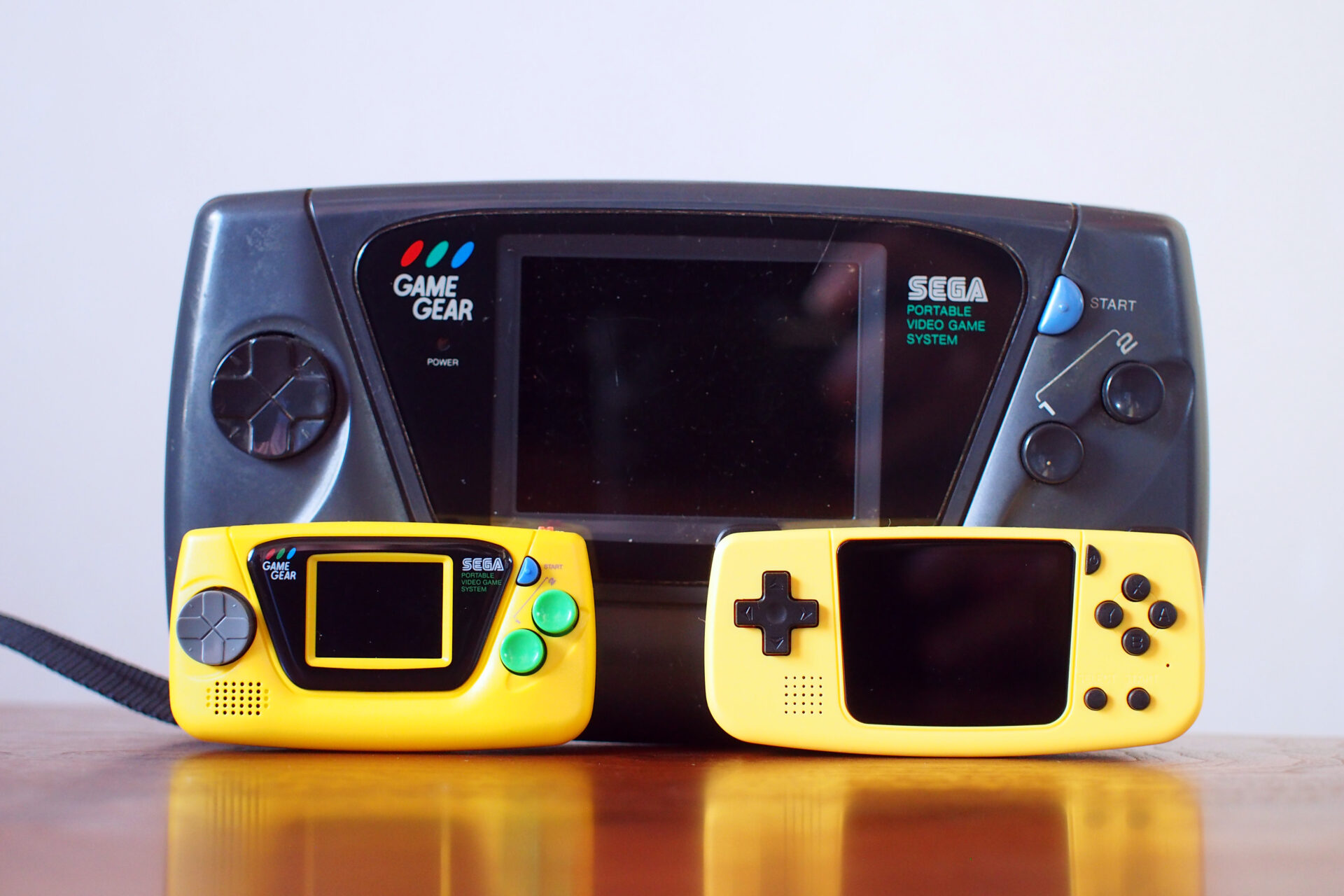 【レビュー】GGミクロ風極小端末、極小ディスプレイが良くも悪くも『Powkiddy Q36 Mini』 | yoshives