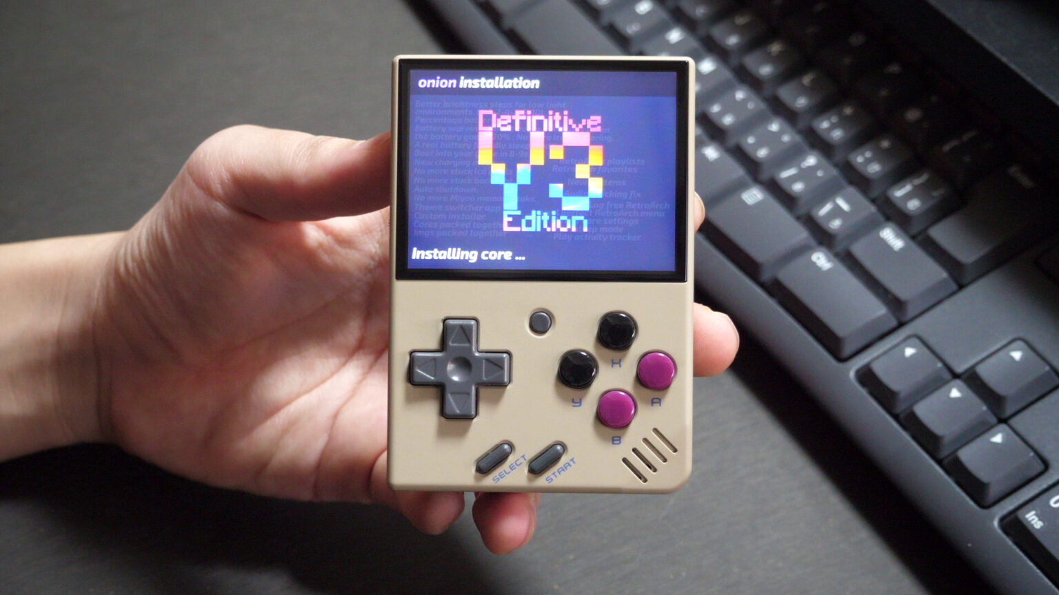 【Miyoo Mini】最新OS『Onion V3: Definitive Edition』にミヨークエストが搭載されました。OS自体はまだ不 ...