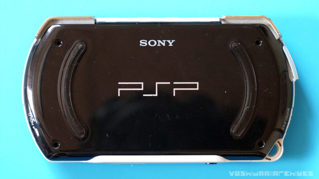 【レビュー＆解説】PSP GOにさらなる可能性を。『PSPgo microsd memory card adapter』 | yoshives