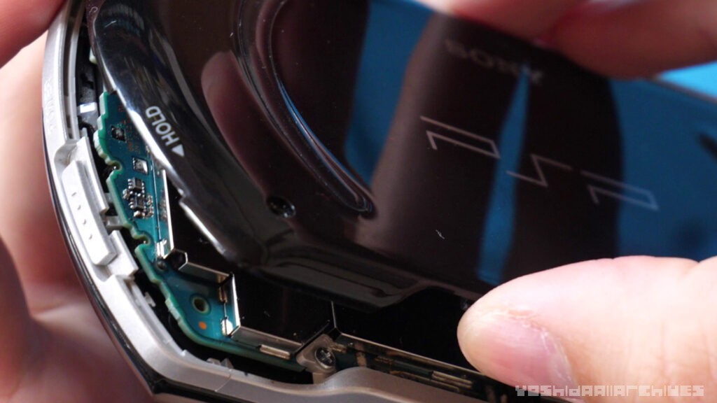 【レビュー＆解説】PSP GOにさらなる可能性を。『PSPgo microsd memory card adapter』 | yoshives