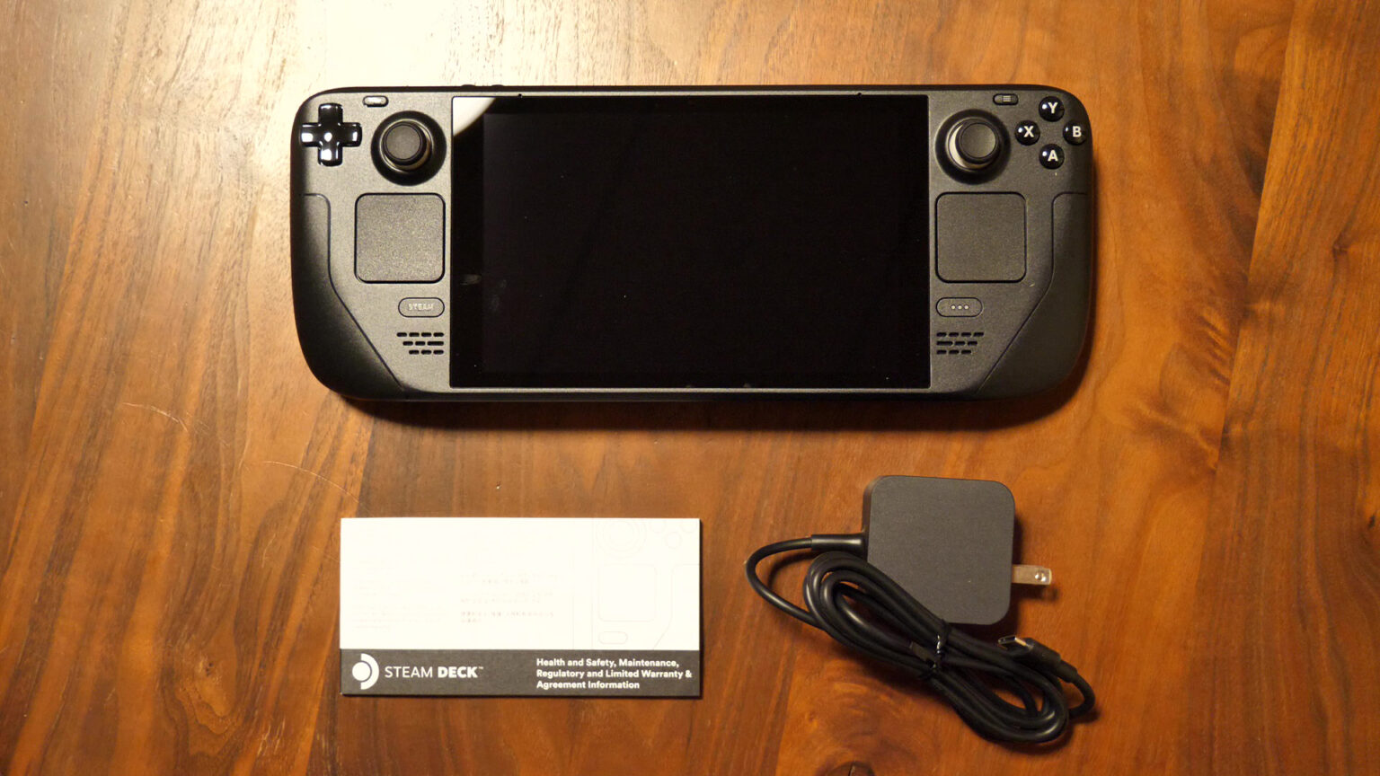 【レビュー】PCかと思って買ったら、新世代ゲーム機でした。最高！『Steam Deck』 | yoshives