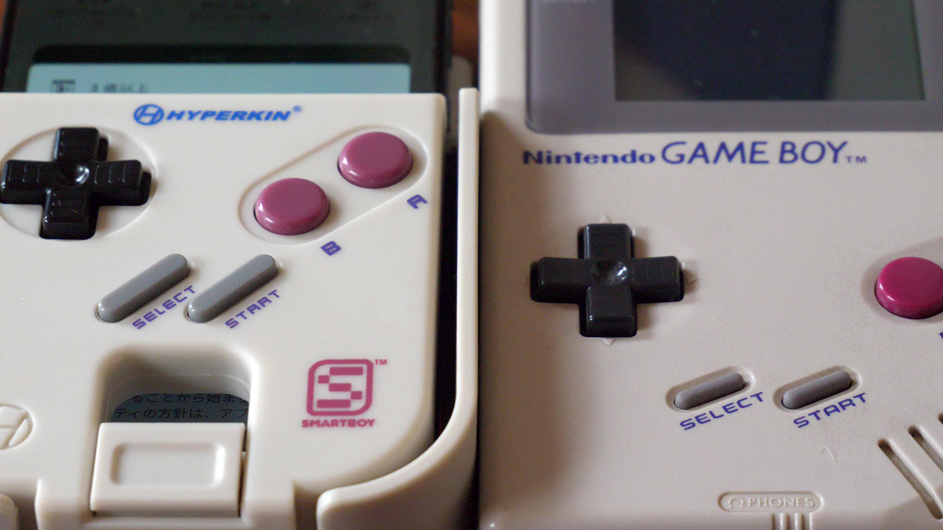 【レビュー】スマホをゲームボーイにする夢と現実『Hyperkin SmartBoy』 | yoshives