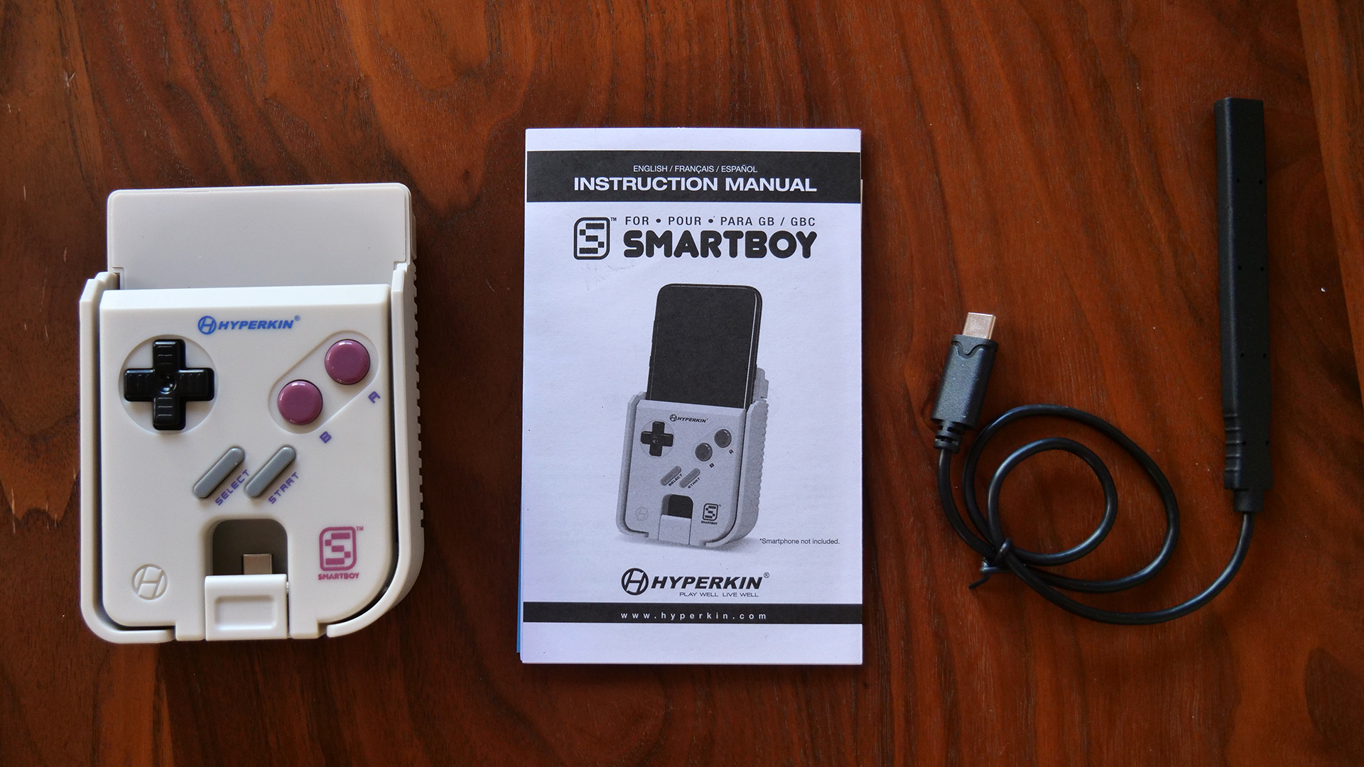【レビュー】スマホをゲームボーイにする夢と現実『Hyperkin SmartBoy』 | yoshives