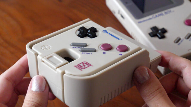 【レビュー】スマホをゲームボーイにする夢と現実『Hyperkin SmartBoy』 | yoshives