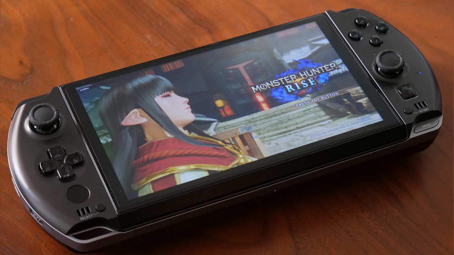 ゲーミングUMPC | yoshives