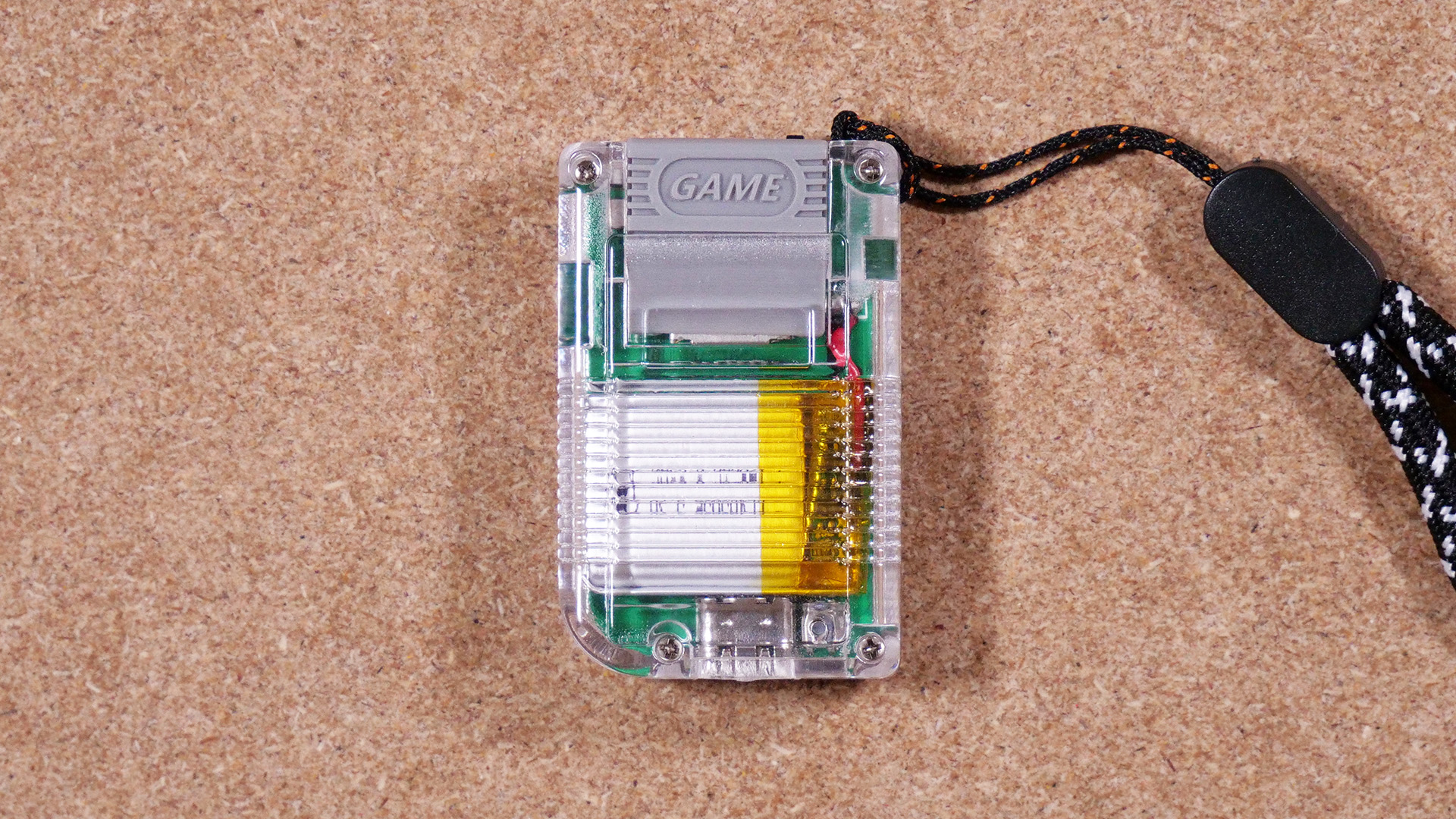 【レビュー】世界最小のゲームボーイ『mini Gb』 Yoshives 4038