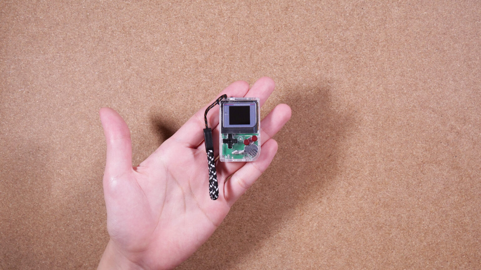 【レビュー】世界最小のゲームボーイ『Mini GB』 | yoshives