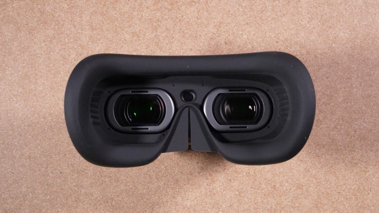 【レビュー】軽量小型映画館HMD『GOOVIS G3X Pro』 | yoshives