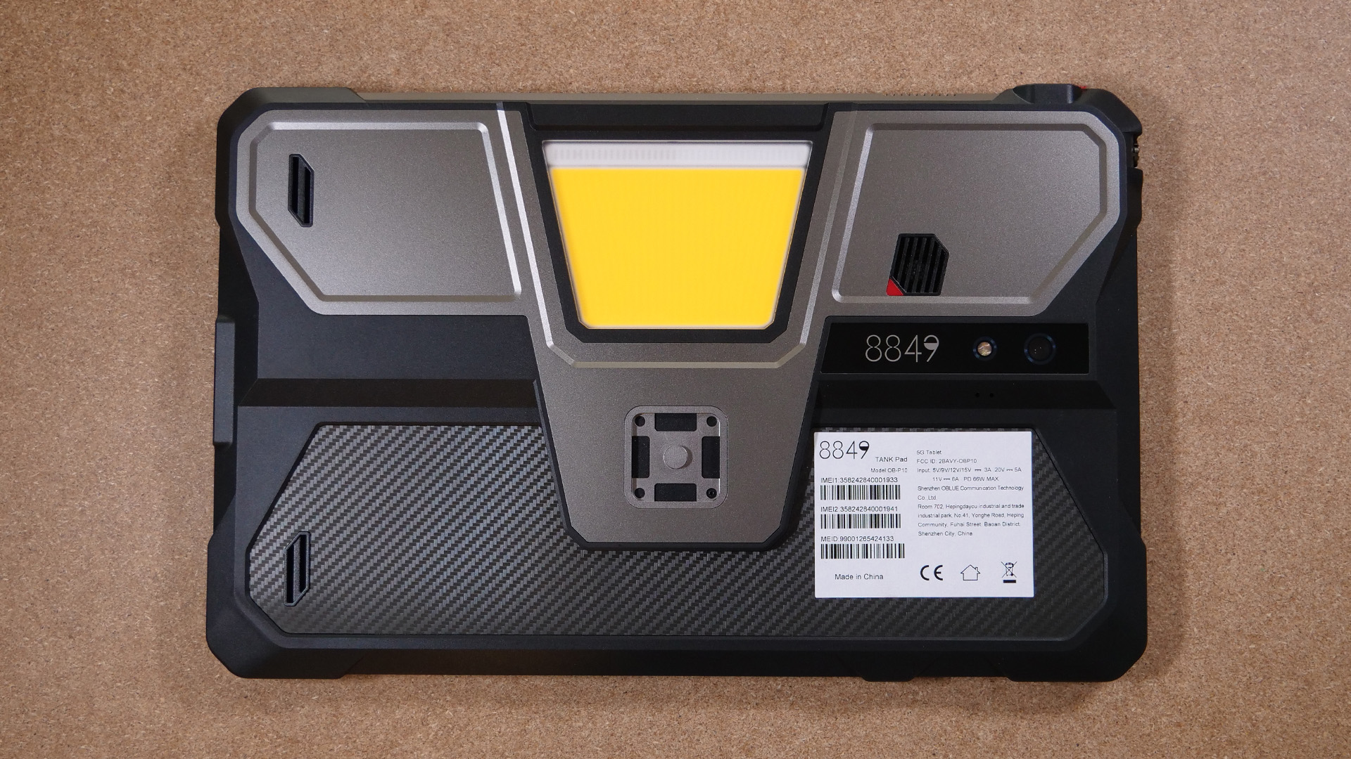 【レビュー】狂ってるね（いい意味で）『8849 TANK Pad』 | yoshives