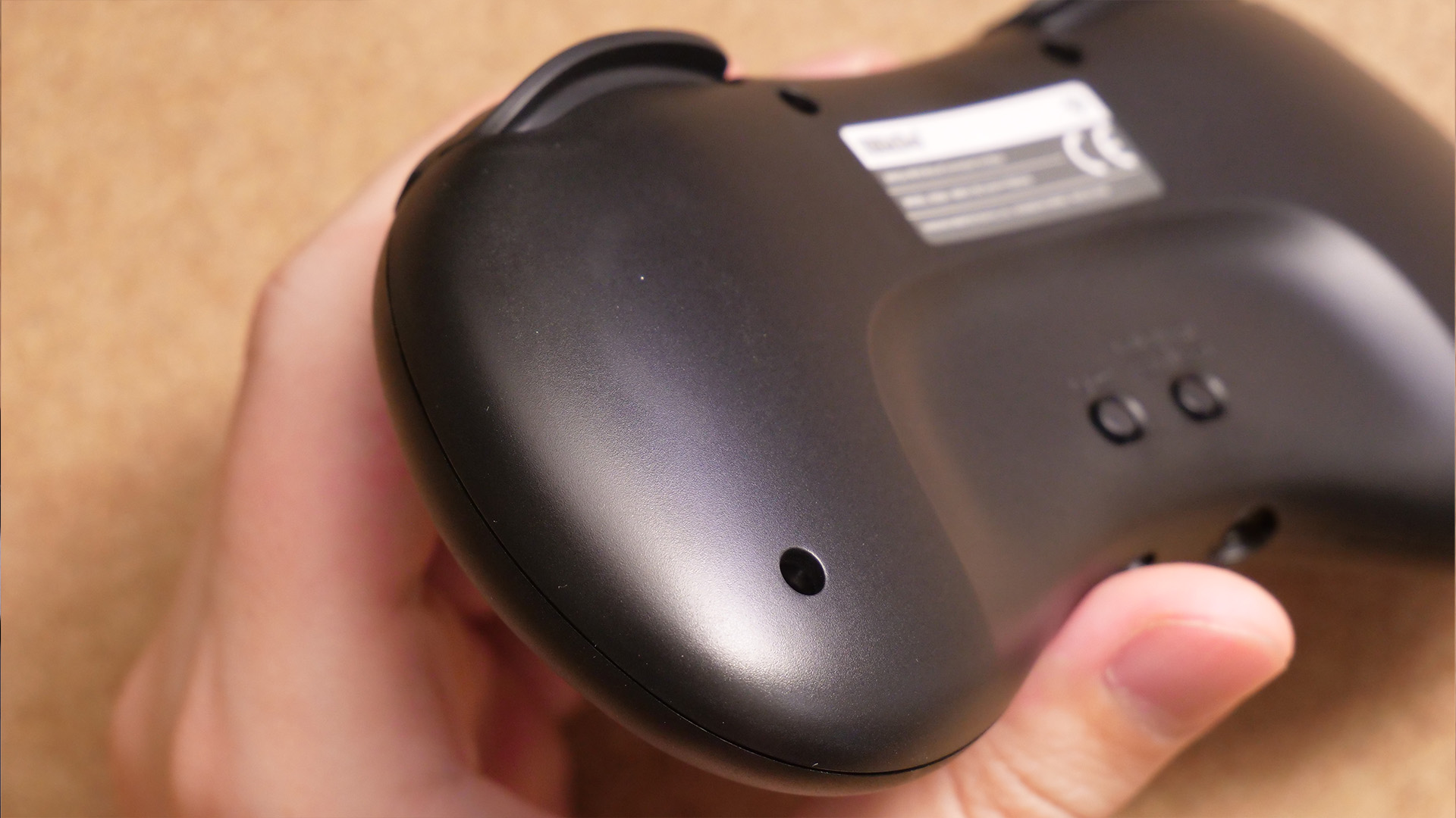 【レビュー】このDパッド…浮いてる？『8Bitdo M30』 | yoshives