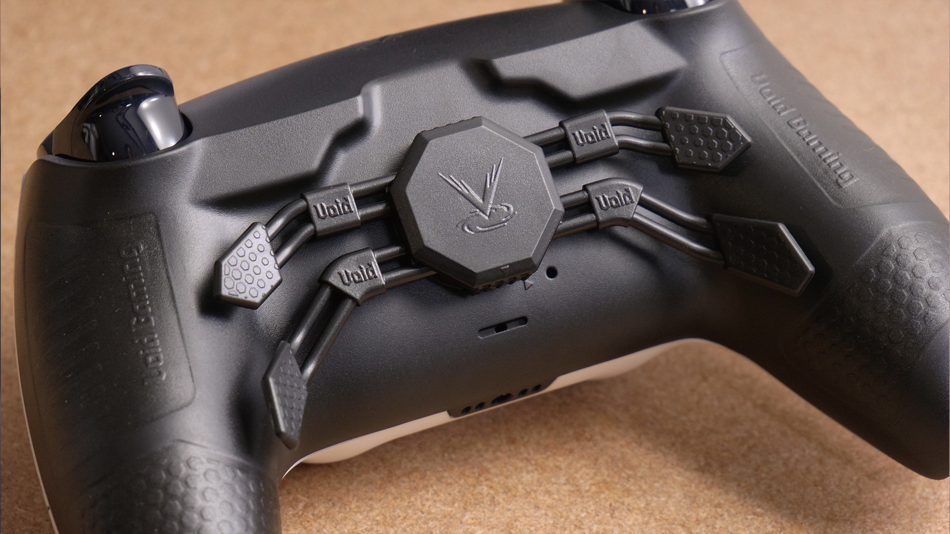 【レビュー】オーダーメイドコントローラー『Void INTUITION PRO』 | yoshives